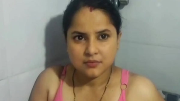 Sautele bete ne apni mom ki chudai kari - Desi Sex Video Sautele bete ne apni mom ki chudai kari - Desi Sex Video